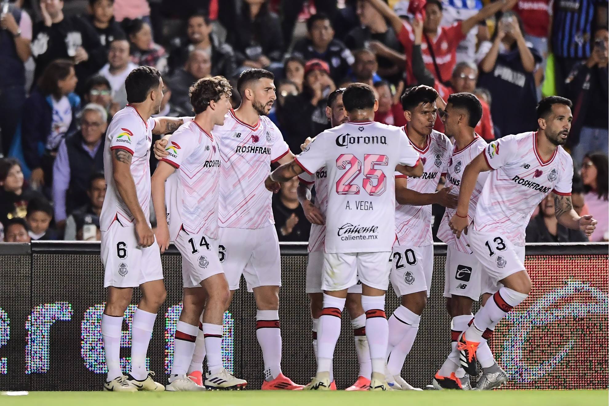Querétaro - Toluca: Gol y Resumen Querétaro vs Toluca: Paulinho anota ...