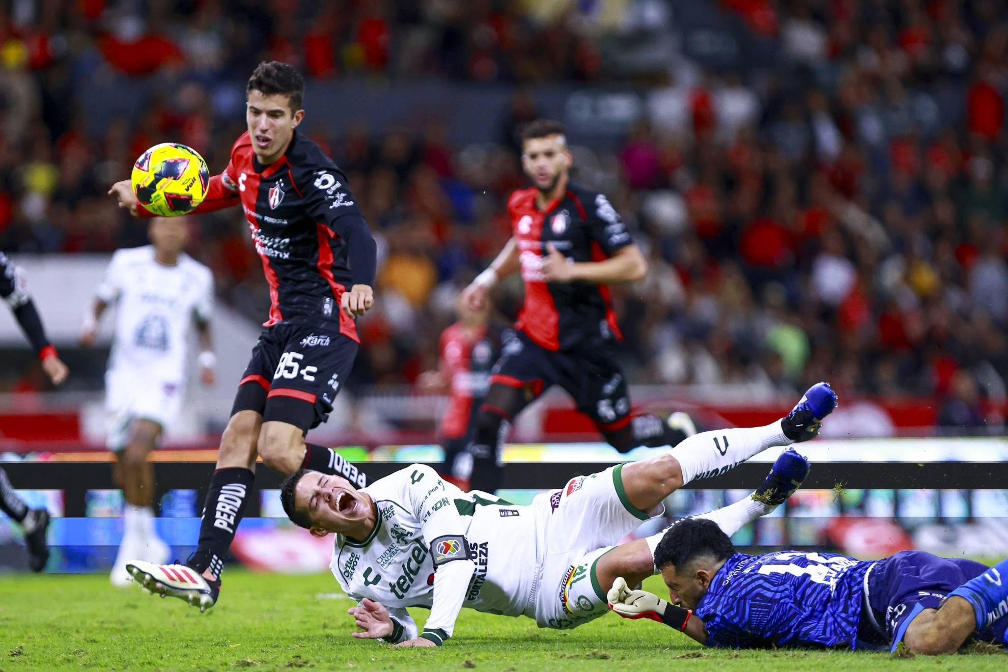 Liga MX 2025: El ganón de la playera de James Rodríguez: Debuta con ...