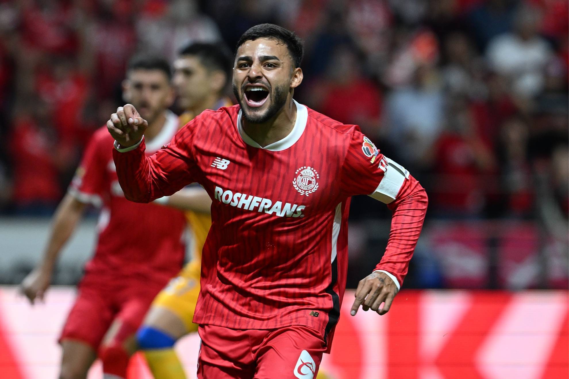 Toluca - Tigres: Resumen Toluca vs Tigres: Alexis Vega lleva a los Diablos Rojos a la Final por ...